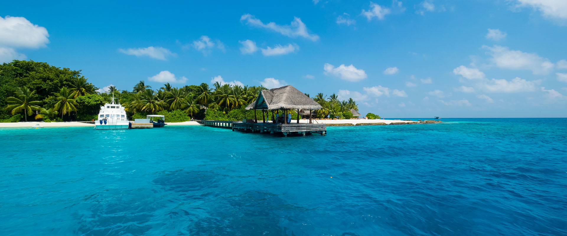 Adventure Cruise Ships in Rasdhoo Atoll, Maldives - LiveAboard.com