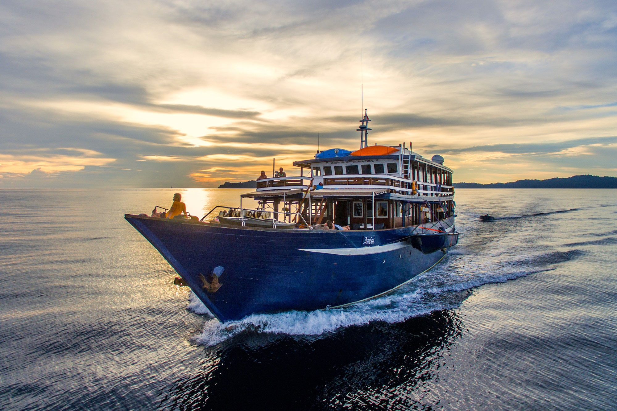 Ambai Liveaboard, Indonesia - LiveAboard.com