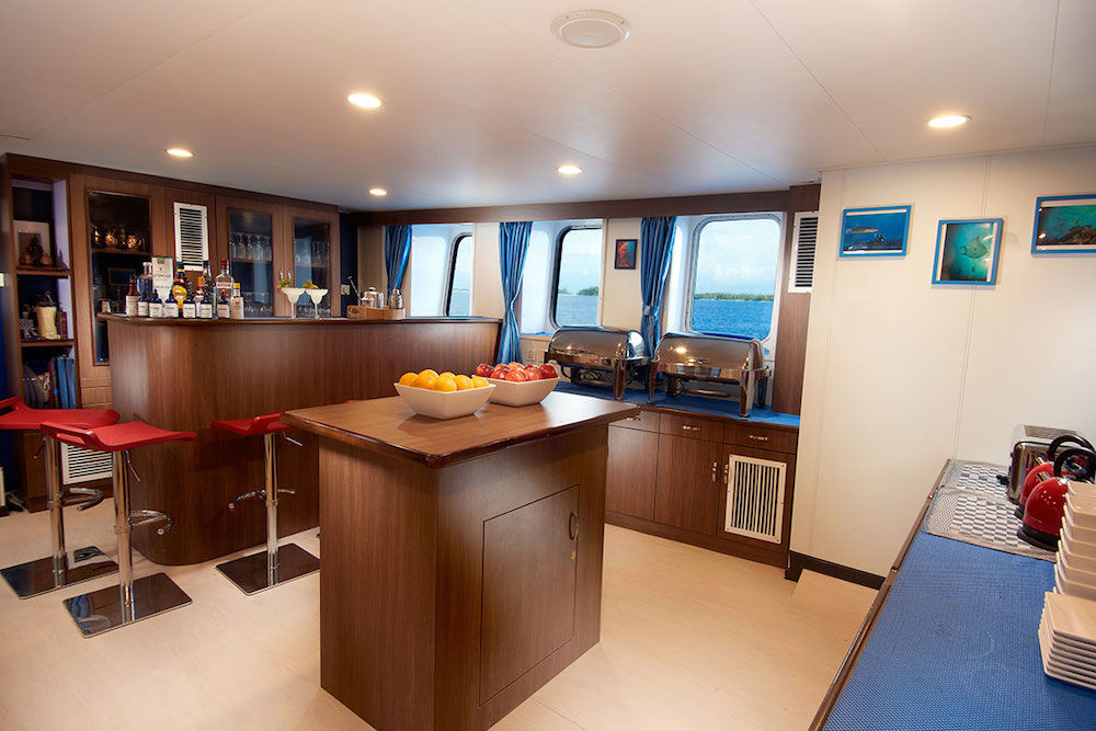 French Polynesia Master, Polynesia - LiveAboard.com