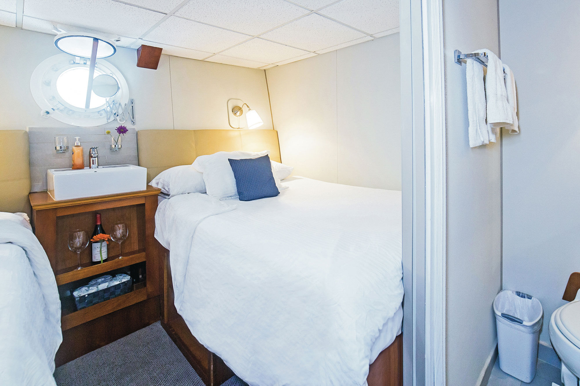 Nautilus Explorer, Mexico - LiveAboard.com