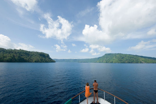Febrina, Papua New Guinea - LiveAboard.com