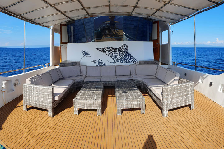 Seadoors, Philippines - LiveAboard.com