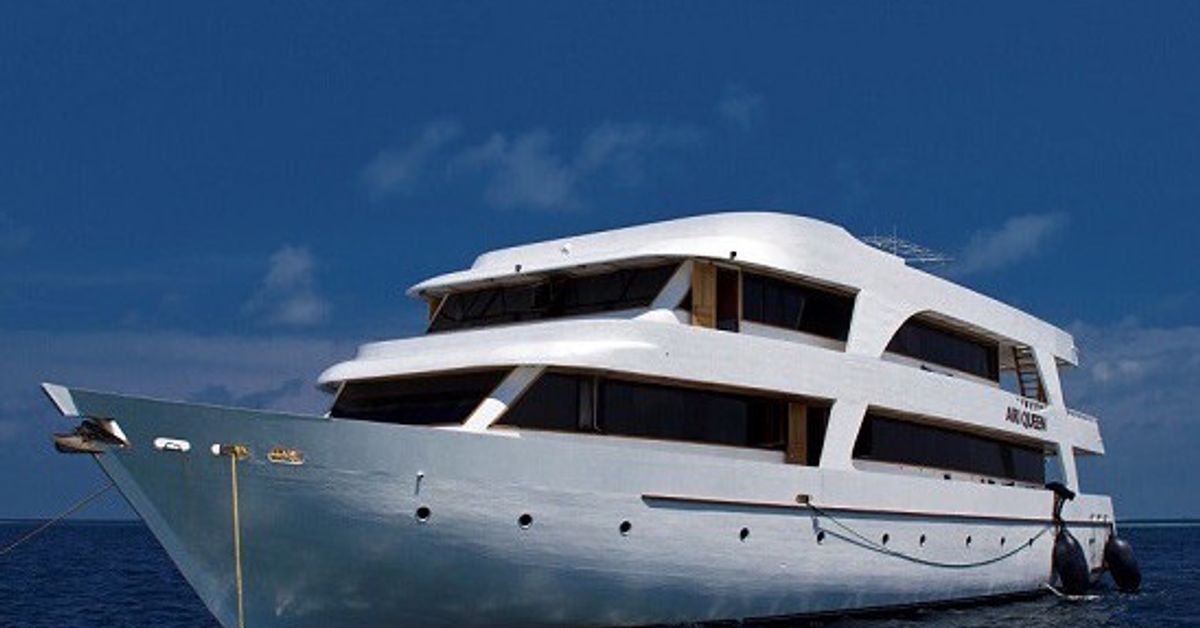 Ari Queen, Maldives - LiveAboard.com