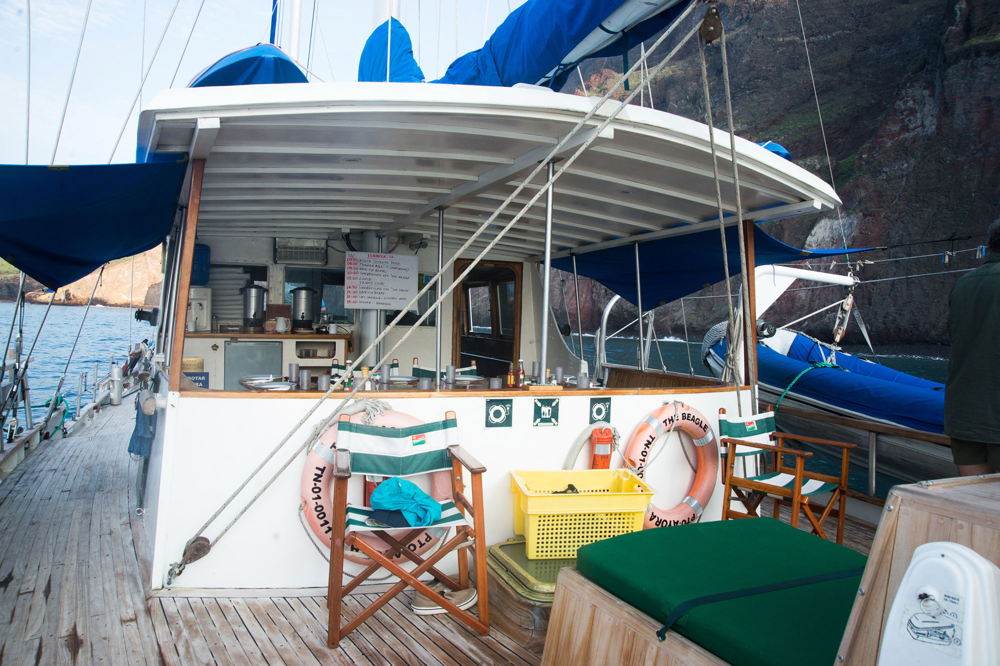 Beagle Cruise Ship, Galapagos - LiveAboard.com