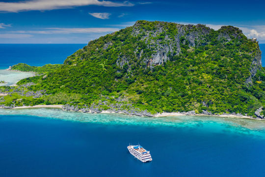 Fiji Princess, Fiji - LiveAboard.com