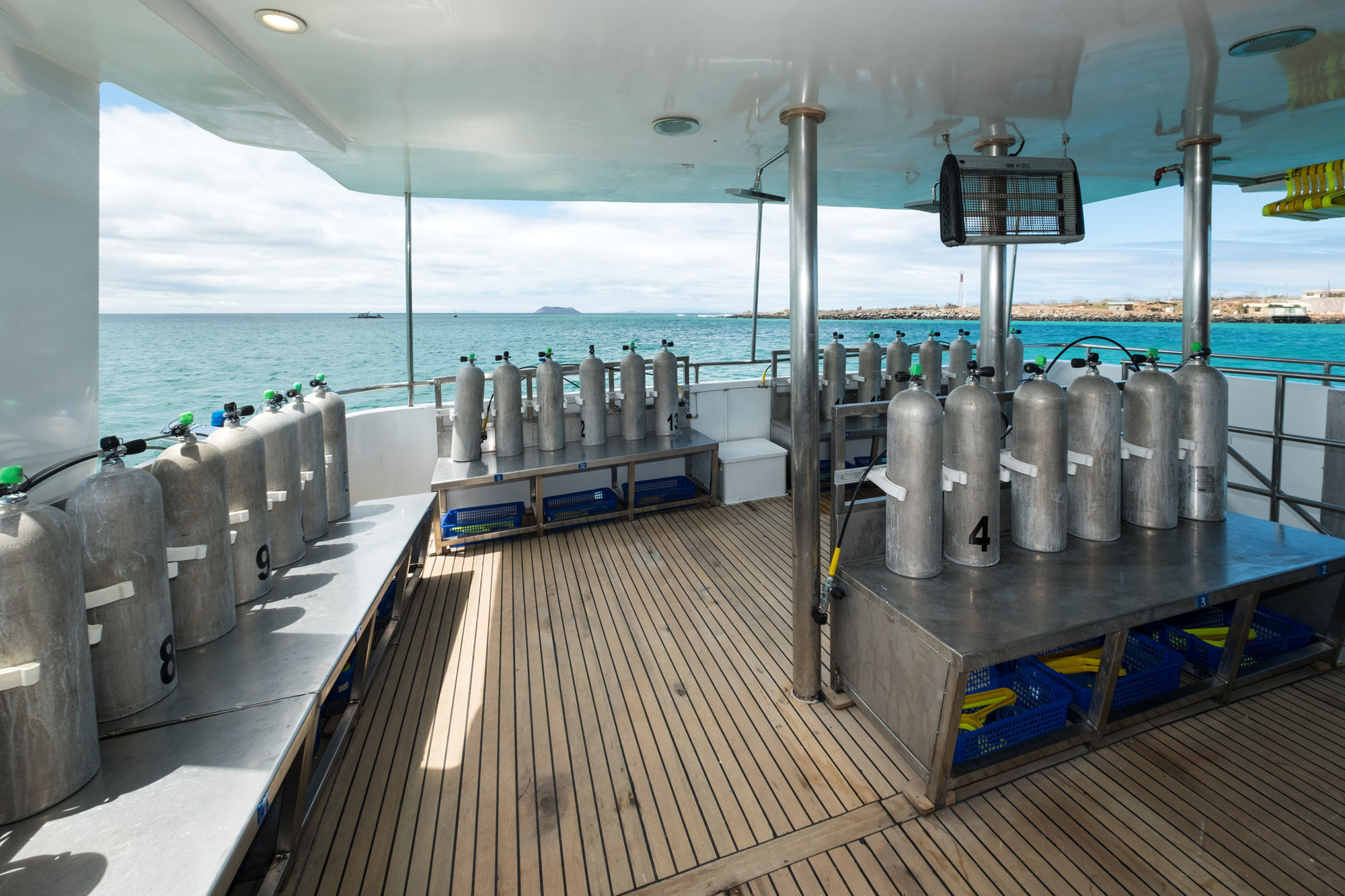 Majestic Explorer, Galapagos - LiveAboard.com