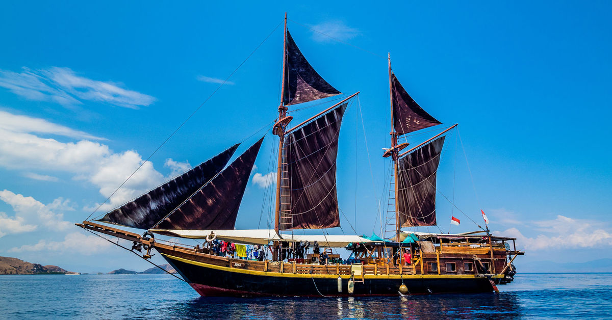 Jaya, Indonesia - LiveAboard.com