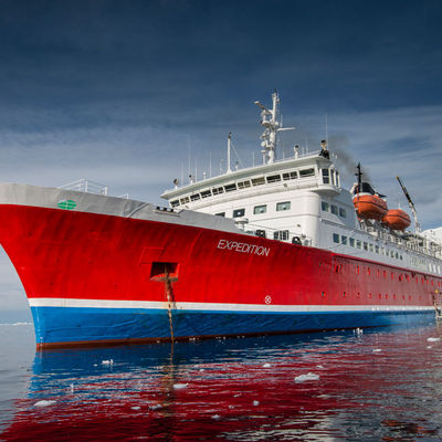Expedition Cruise Ship, Antarctica - LiveAboard.com