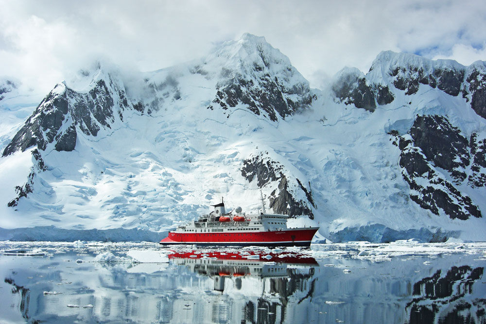 Expedition Cruise Ship, Antarctica - LiveAboard.com
