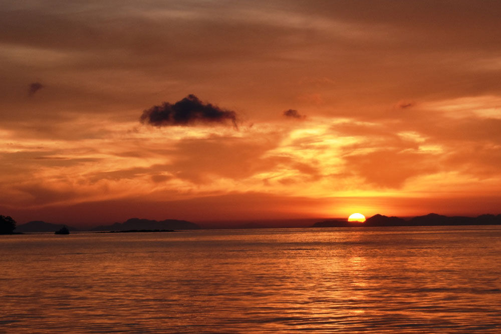 Merdeka 3, Thailand - LiveAboard.com