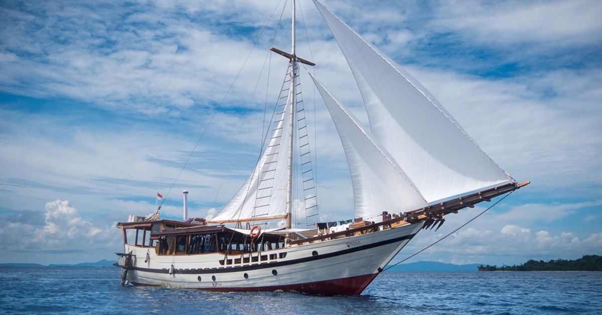 Wisesa, Indonesia - LiveAboard.com