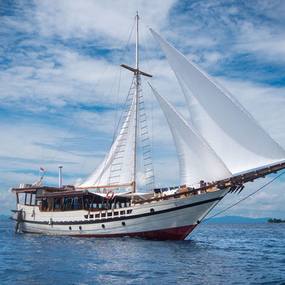 Wisesa, Indonesia - LiveAboard.com