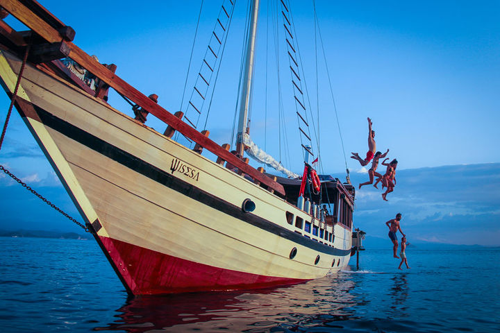 Wisesa, Indonesia - LiveAboard.com
