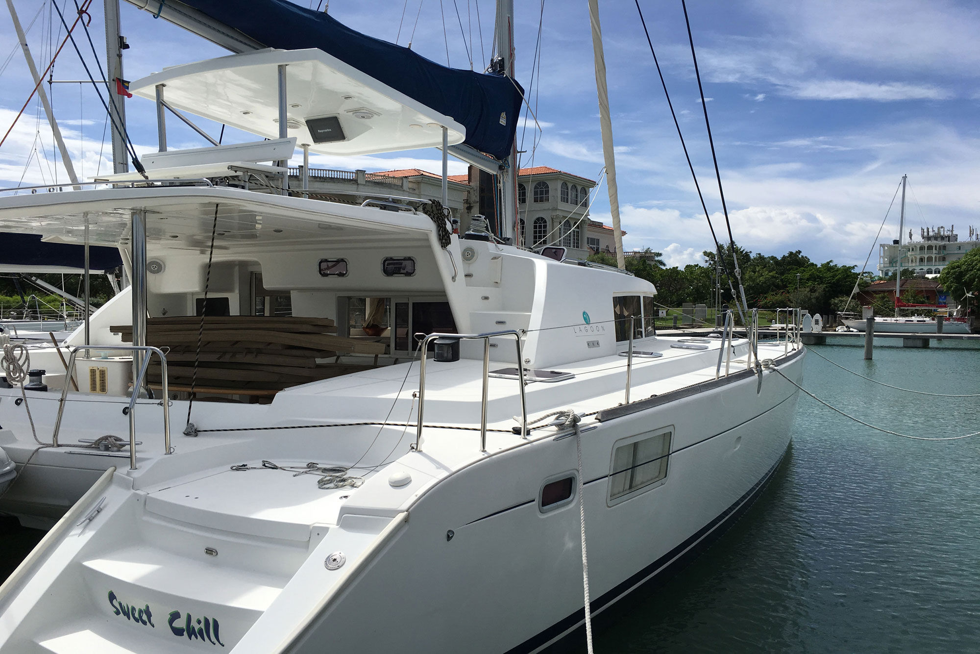 Anema Cruise, Indonesia - LiveAboard.com
