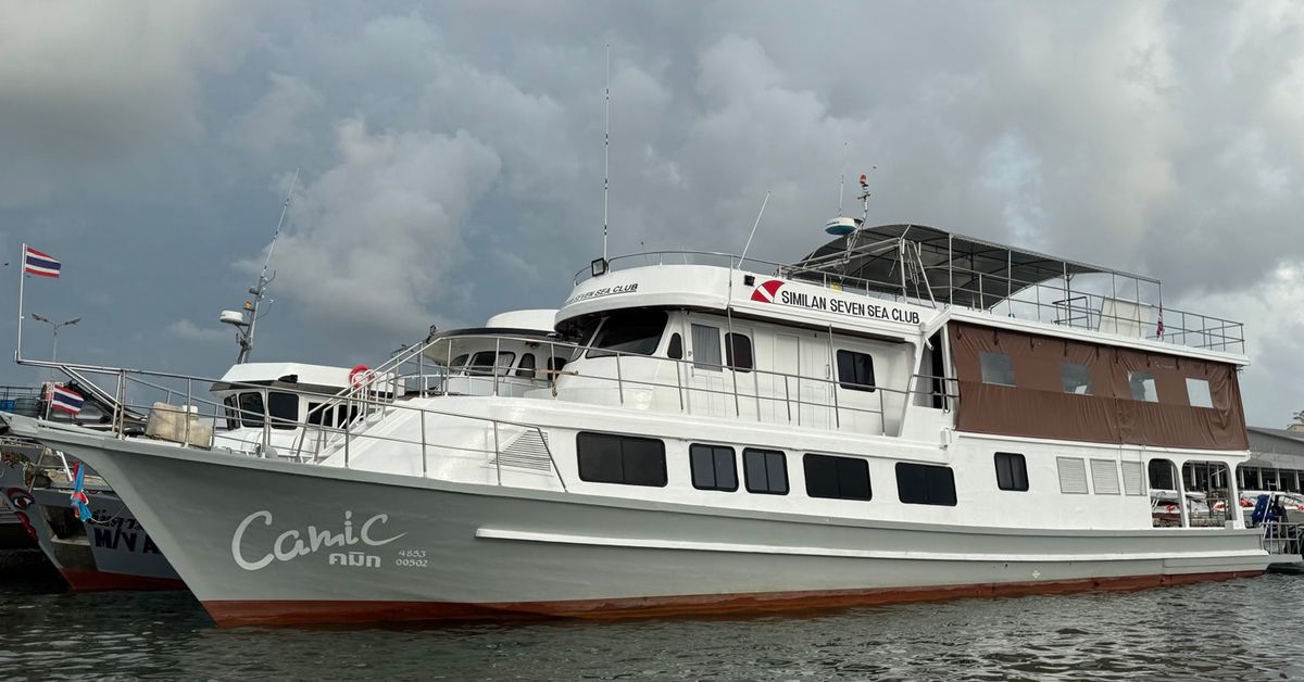 Camic, Thailand - LiveAboard.com