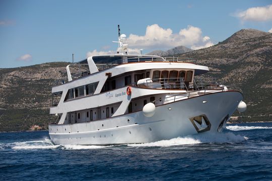 33 Cruises in Croatia - LiveAboard.com