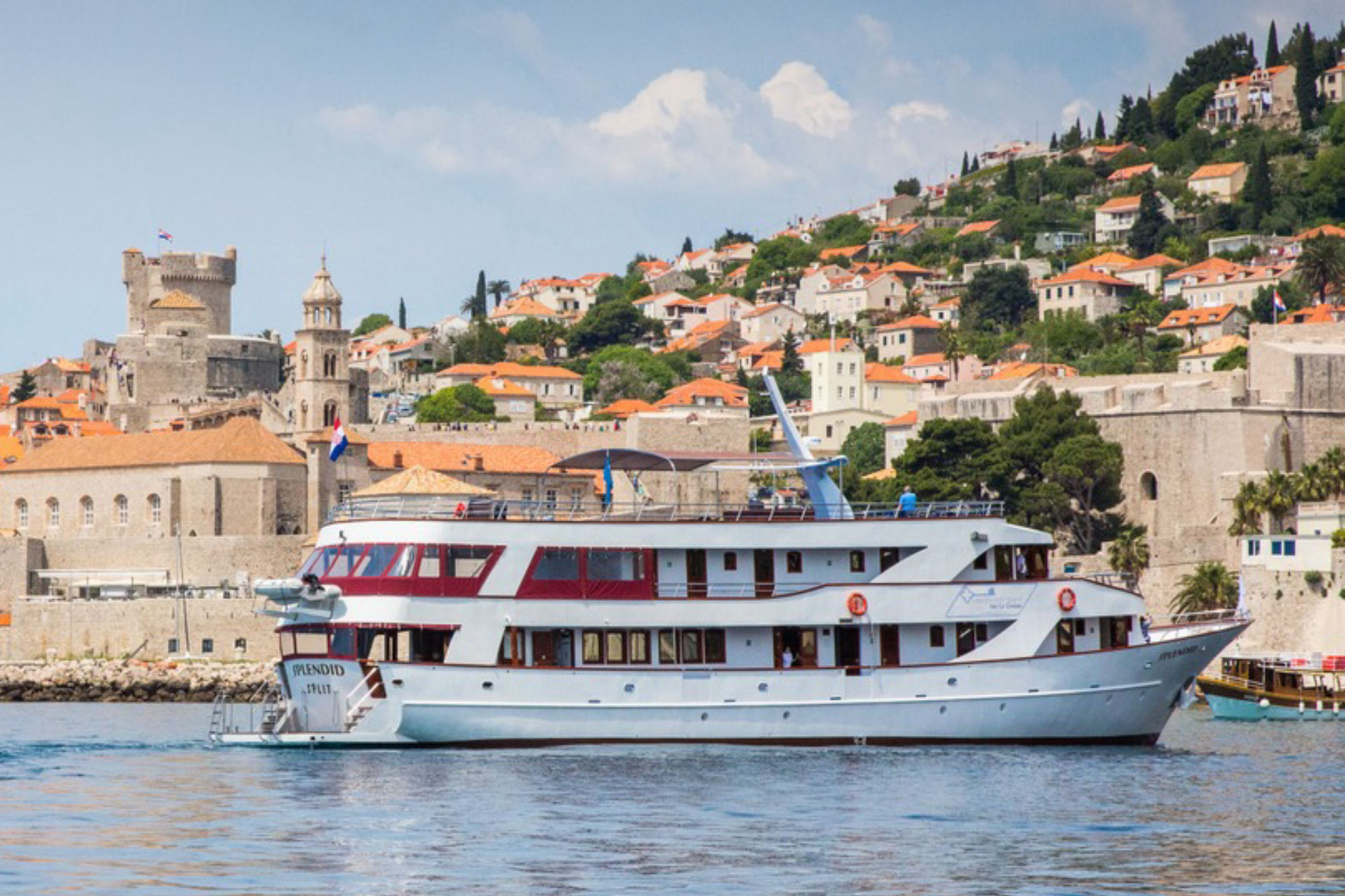 Splendid Cruise Ship, Croatia - LiveAboard.com