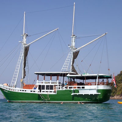 Merdeka 1 Liveaboard, Thailand - LiveAboard.com