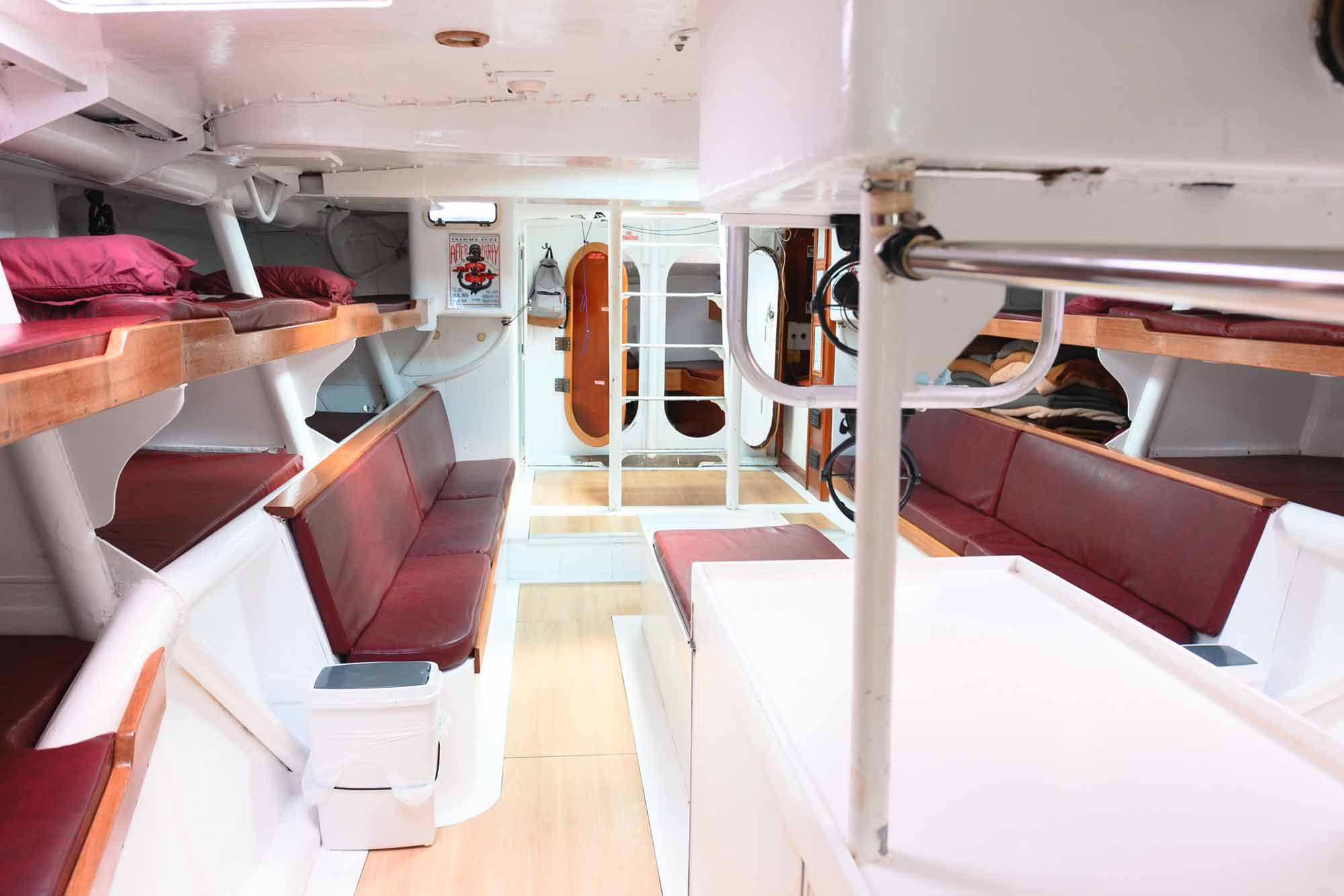 Condor Maxi Yacht, Australia - LiveAboard.com