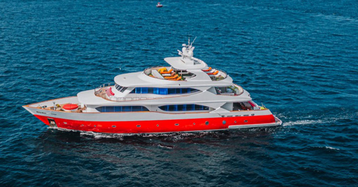 Princess Sara Liveaboard, Maldives - LiveAboard.com