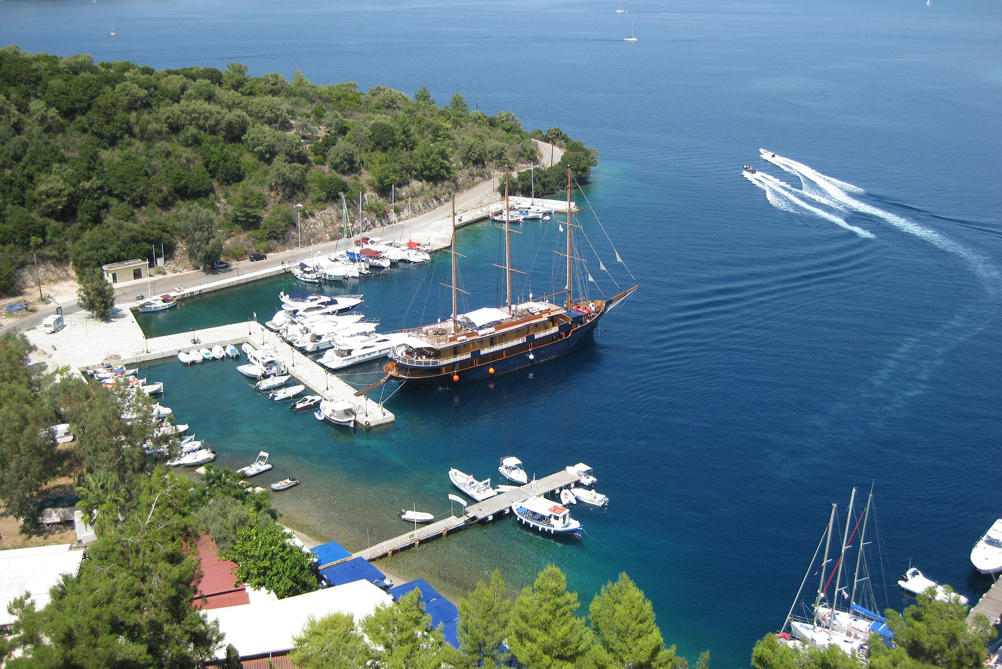 Galileo Yacht, Greece - LiveAboard.com