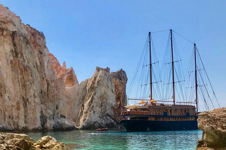 Galileo Yacht, Greece - LiveAboard.com