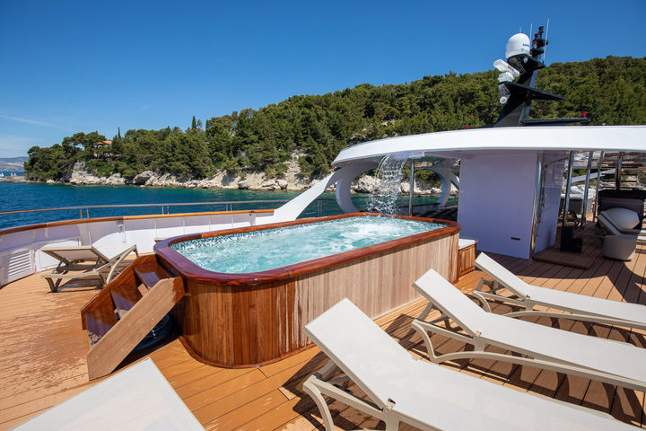 Adriatic King Cruise Ship, Croatia - LiveAboard.com