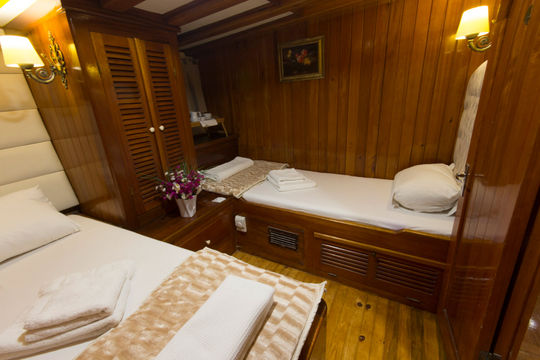 Sail in Greece Yacht, Greece - LiveAboard.com