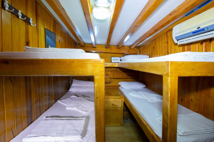 Sail in Greece Yacht, Greece - LiveAboard.com