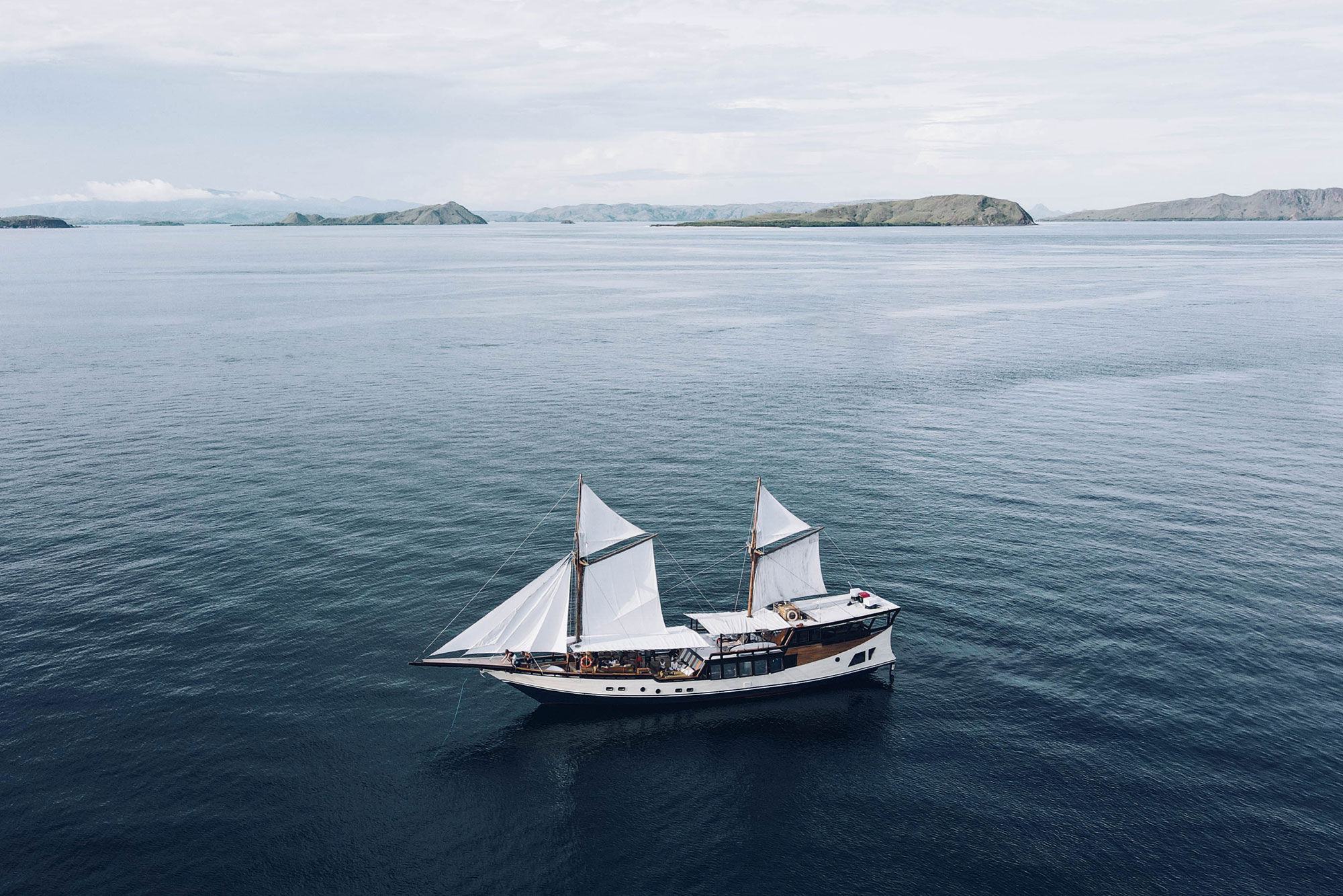 Navila Cruise Ship, Indonesia - LiveAboard.com
