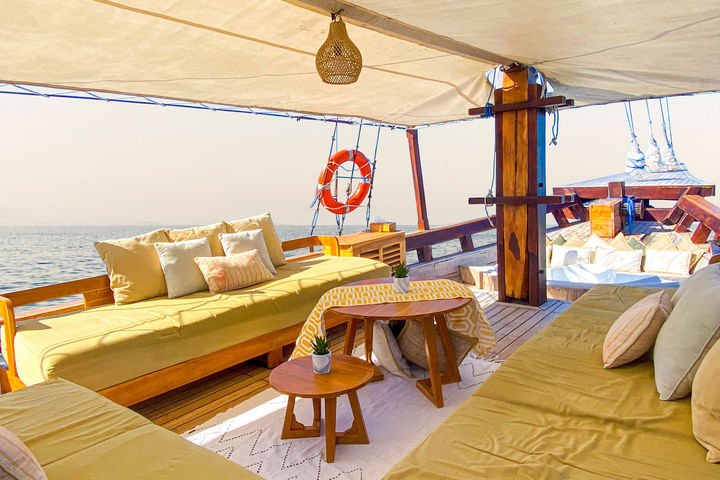 Navila Cruise Ship, Indonesia - LiveAboard.com