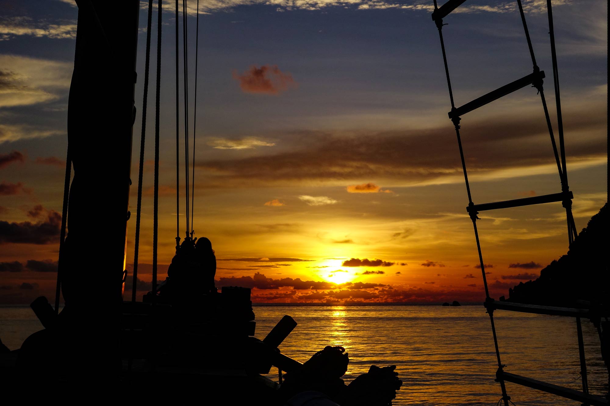 Shakti Liveaboard, Indonesia - LiveAboard.com