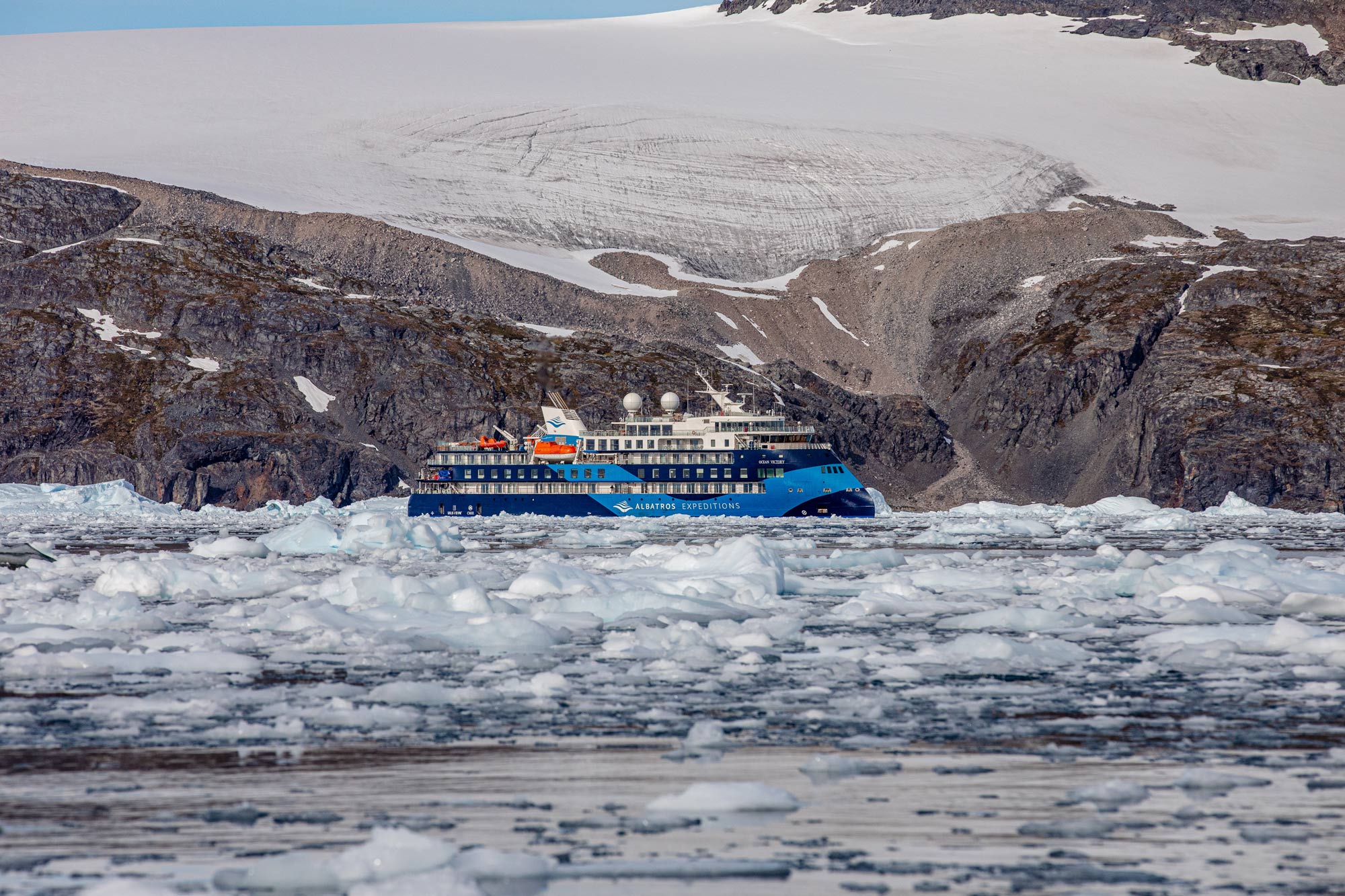 Ocean Albatros Arctic Cruise Ship, Arctic - LiveAboard.com
