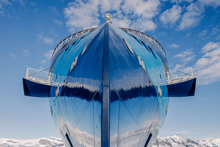 Ocean Albatros Antarctica Cruise Ship, Antarctica - LiveAboard.com