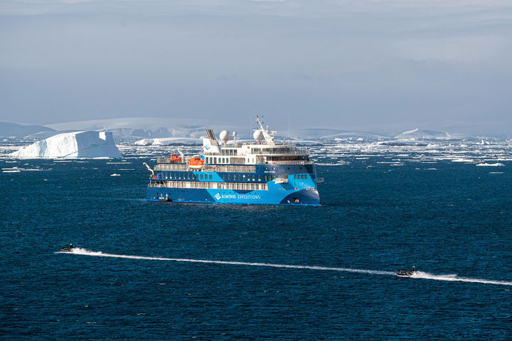 Ocean Albatros Antarctica Cruise Ship, Antarctica - LiveAboard.com