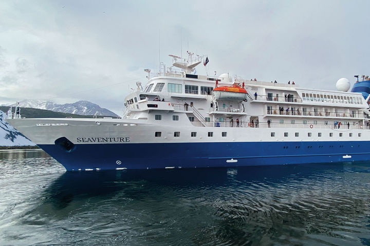 Seaventure Cruise Ship, Antarctica - LiveAboard.com