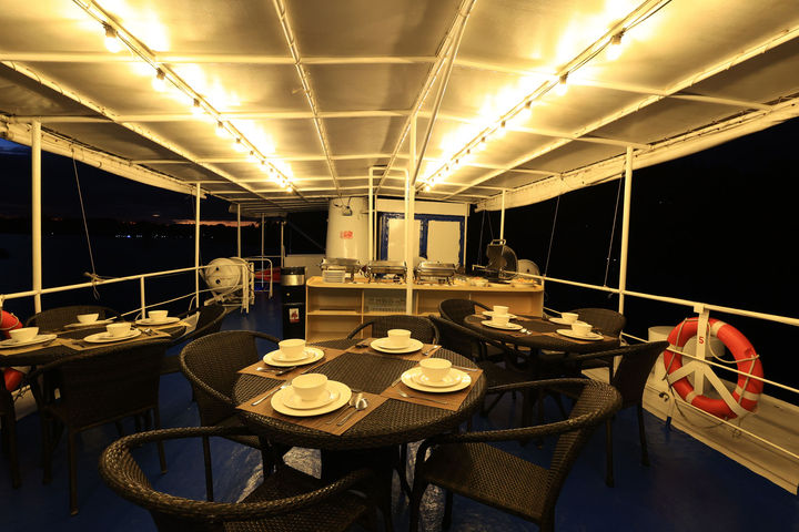 Palau Sport Liveaboard, Philippines - LiveAboard.com