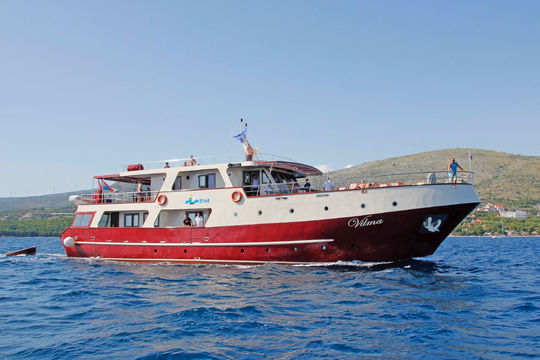Idriva Premium Cruise Ship, Croatia - LiveAboard.com