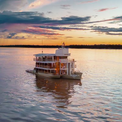 Delfin I, Amazon - LiveAboard.com