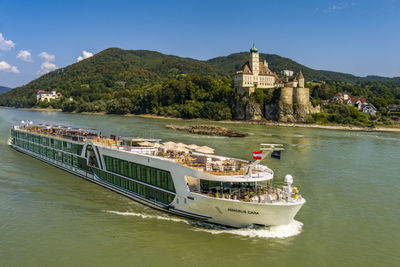 26 River cruises on the Danube - LiveAboard.com